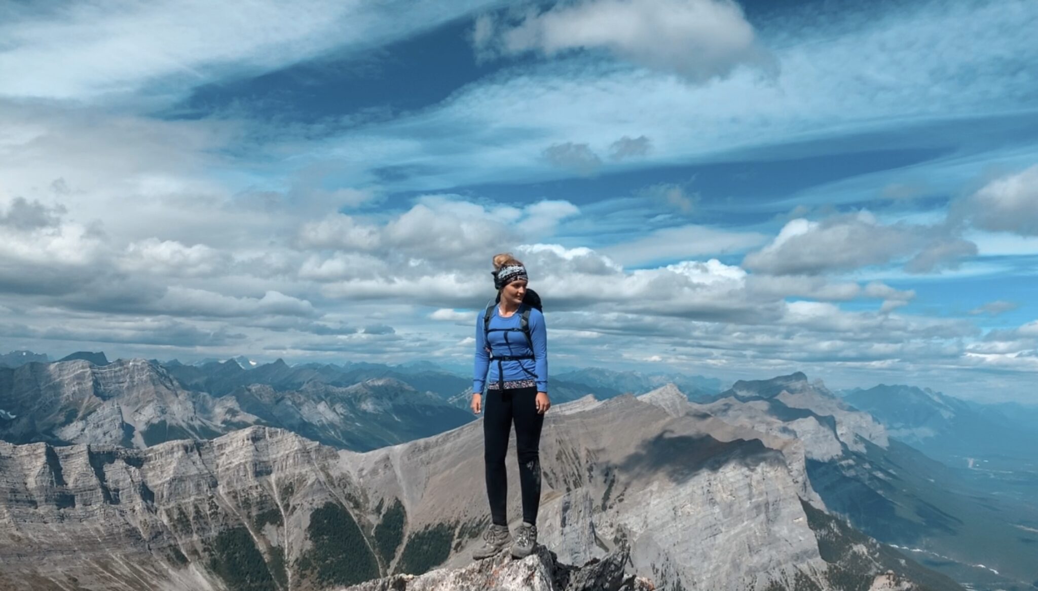 Middle Sister Hike Canmore (Complete Beginner’s Guide) - Chasing Summits