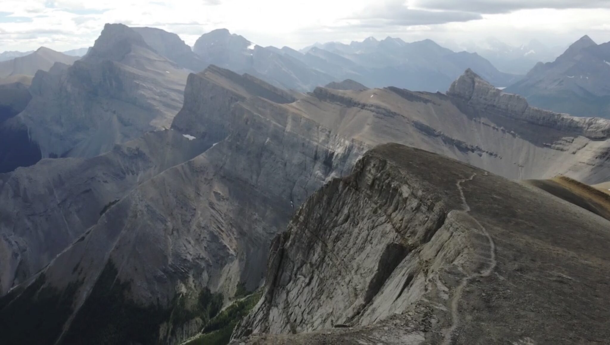 Middle Sister Hike Canmore (Complete Beginner’s Guide) - Chasing Summits